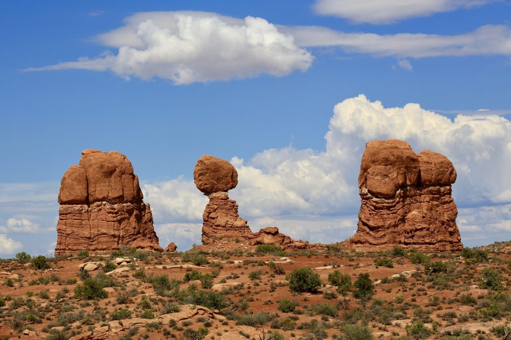 Photos of The 30 Most Amazing Natural Rock Formations in the World