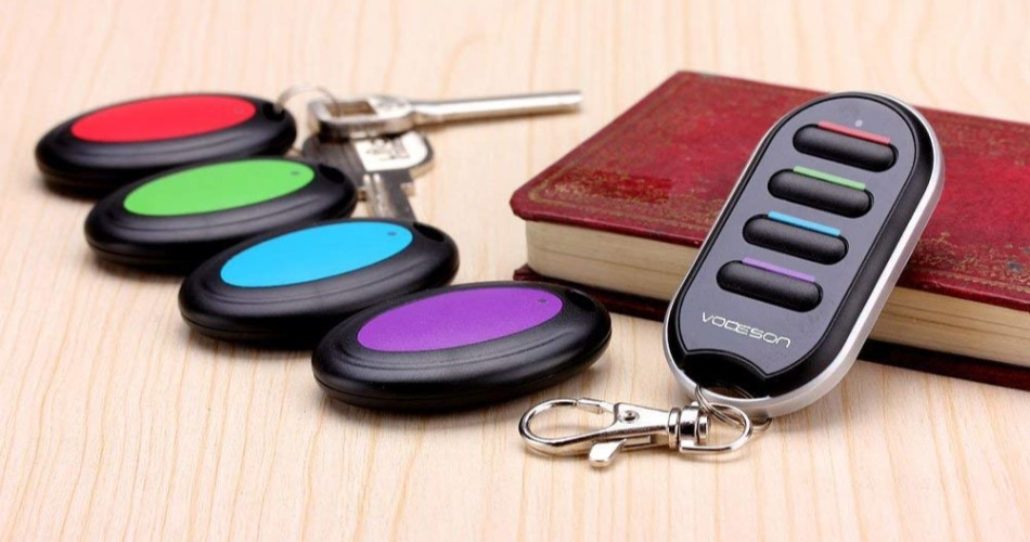Wireless Key Finder With Portable Transmitter and 4 Receivers - Widest