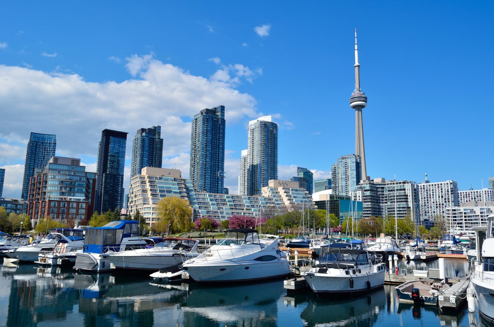 Top 10 Places To See And Things To Do In Toronto, Canada